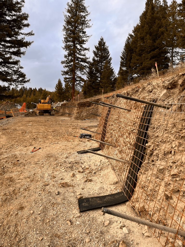 Geosynthetically Confined Soil Walls | Access Limited