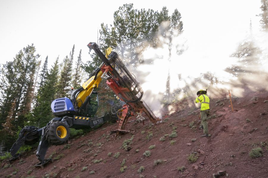 Spider Excavator Drilling Solutions for Difficult Terrains