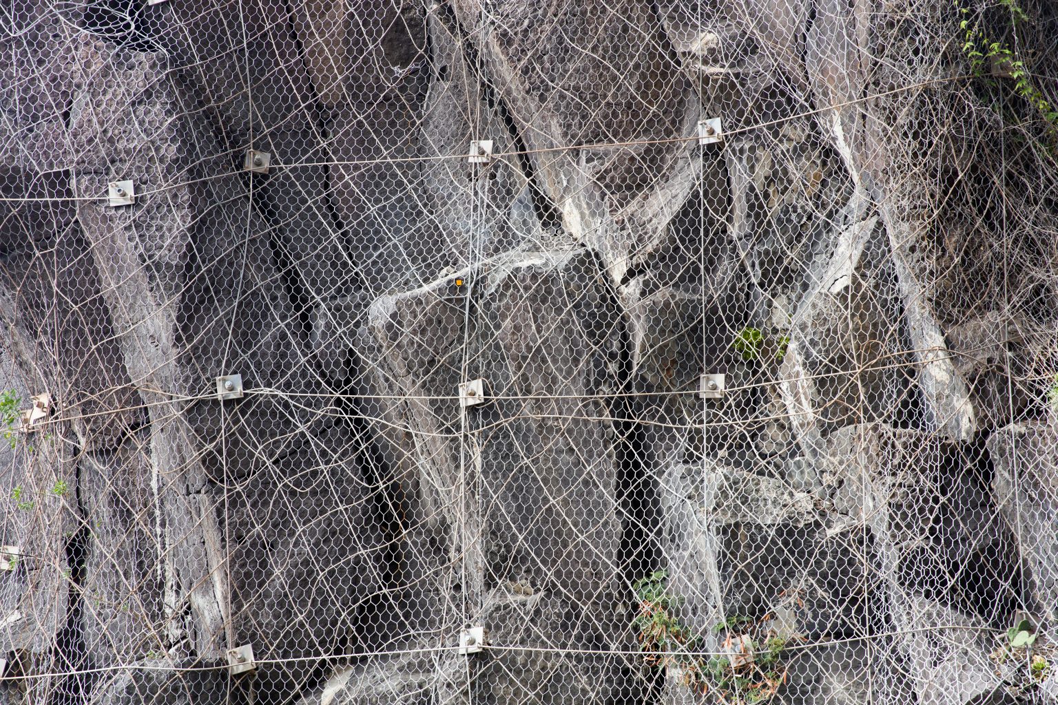High-Quality Wire Mesh Solutions for Rockfall Protection